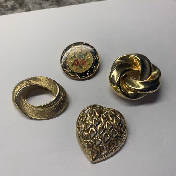 Jewelry | Lot Of 4 Vintage Modern Scarf Clips Gold Tone 1 Signed Lieba ...